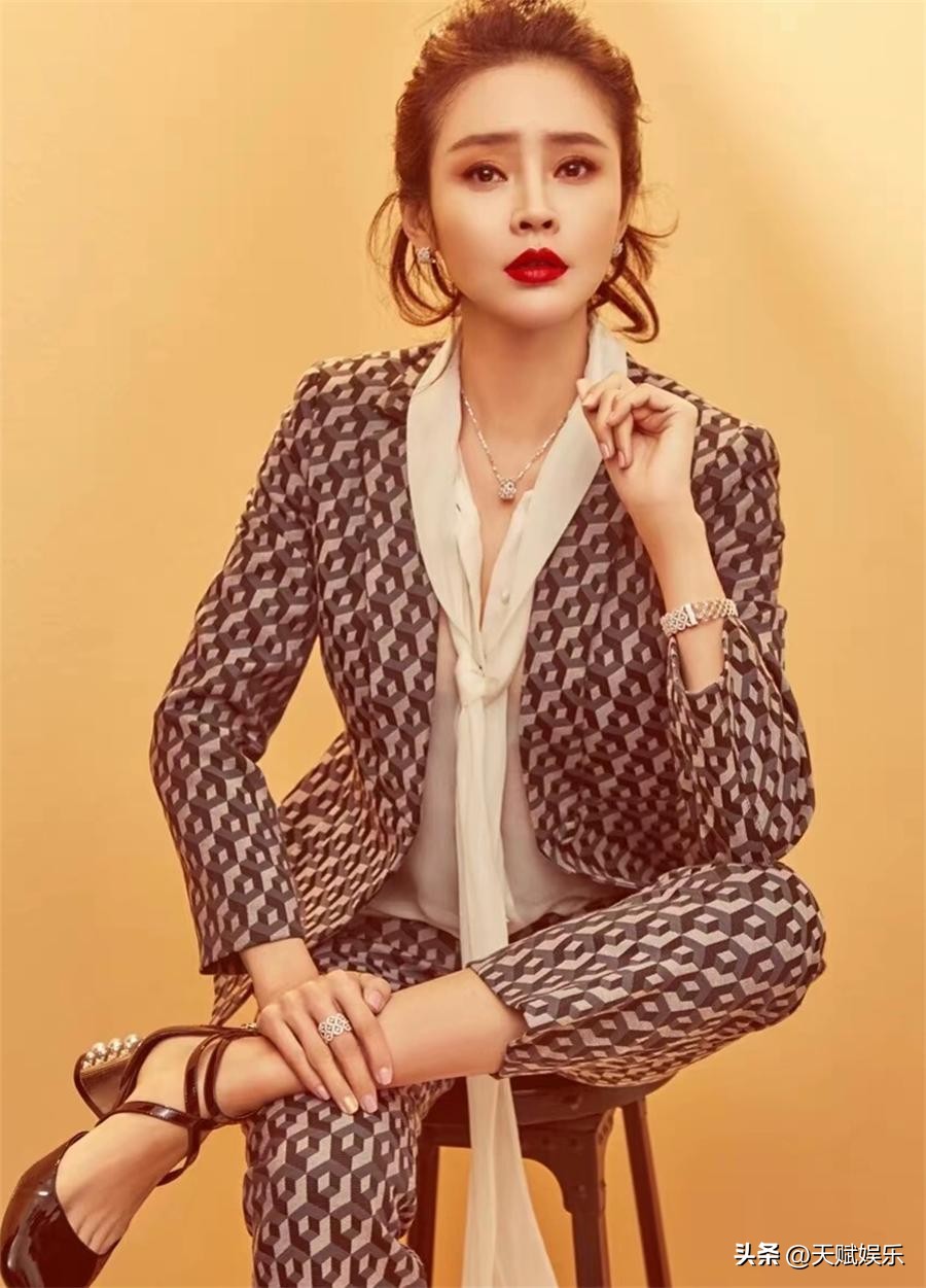 Photo album of film and television actress Yu Mingjia (4) - iNEWS