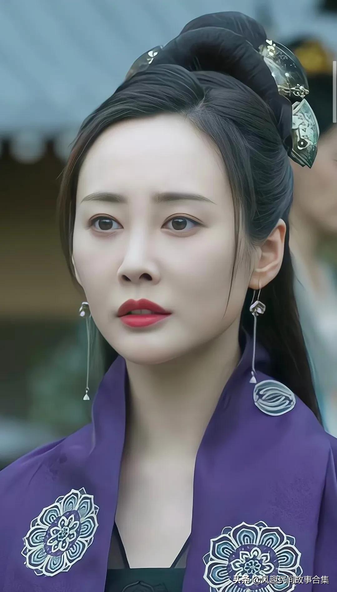 Actor Li Chun, who plays Xuanyuan Qingfeng, a swordsman in the snow, a ...