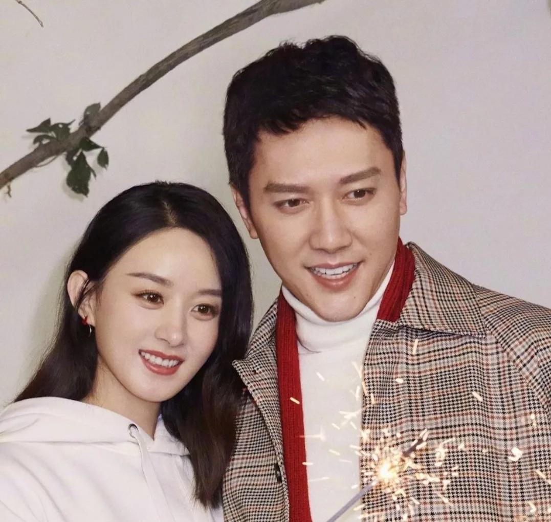 Feng Shaofeng and Zhao Liying were in the same frame for the first time ...