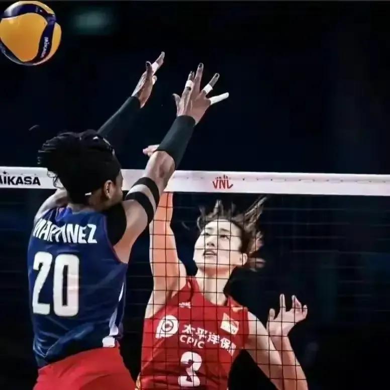 Diao Linyu, the Chinese women's volleyball setter in the World League ...