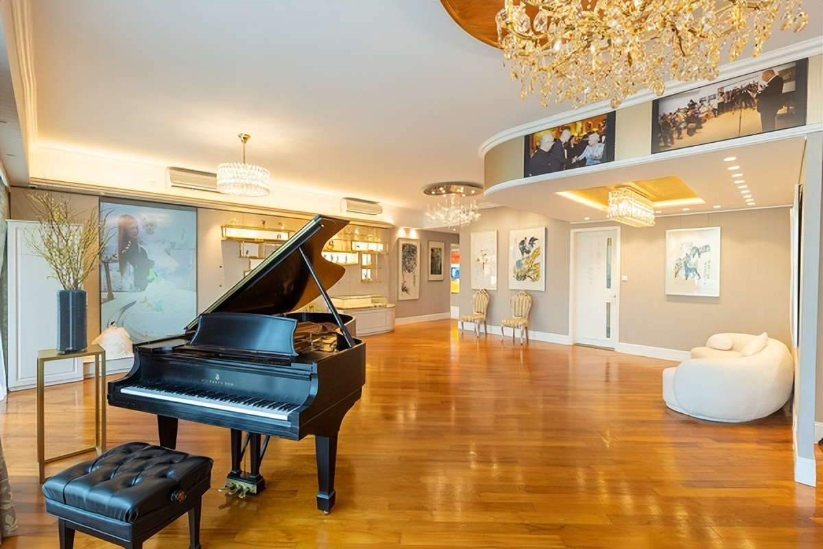 Piano master Liu Shikun has new ideas and develops new intelligent ...