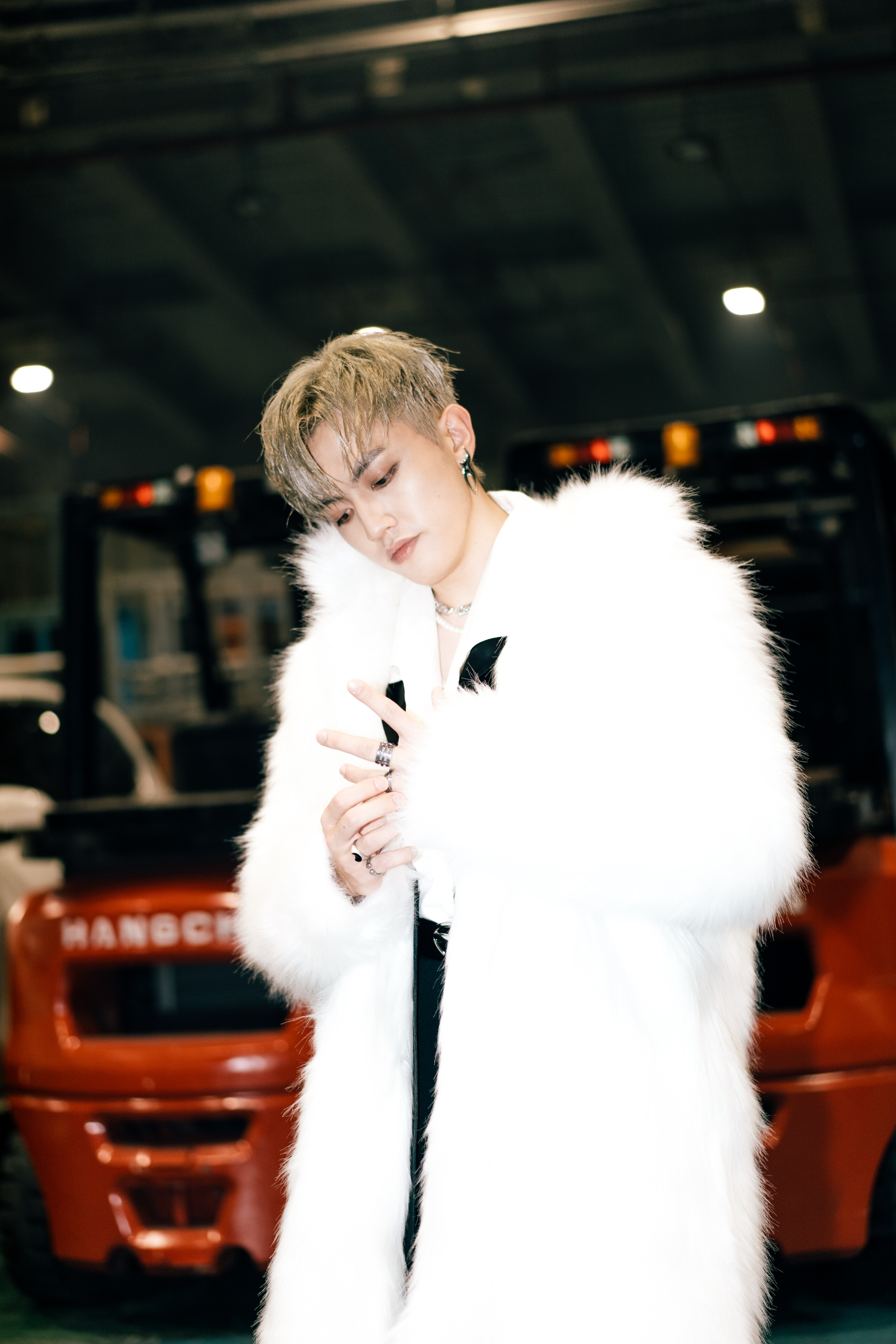 U:NUS went to the Little Arena for the fourth time to perform the first rap song "Farewell My ...