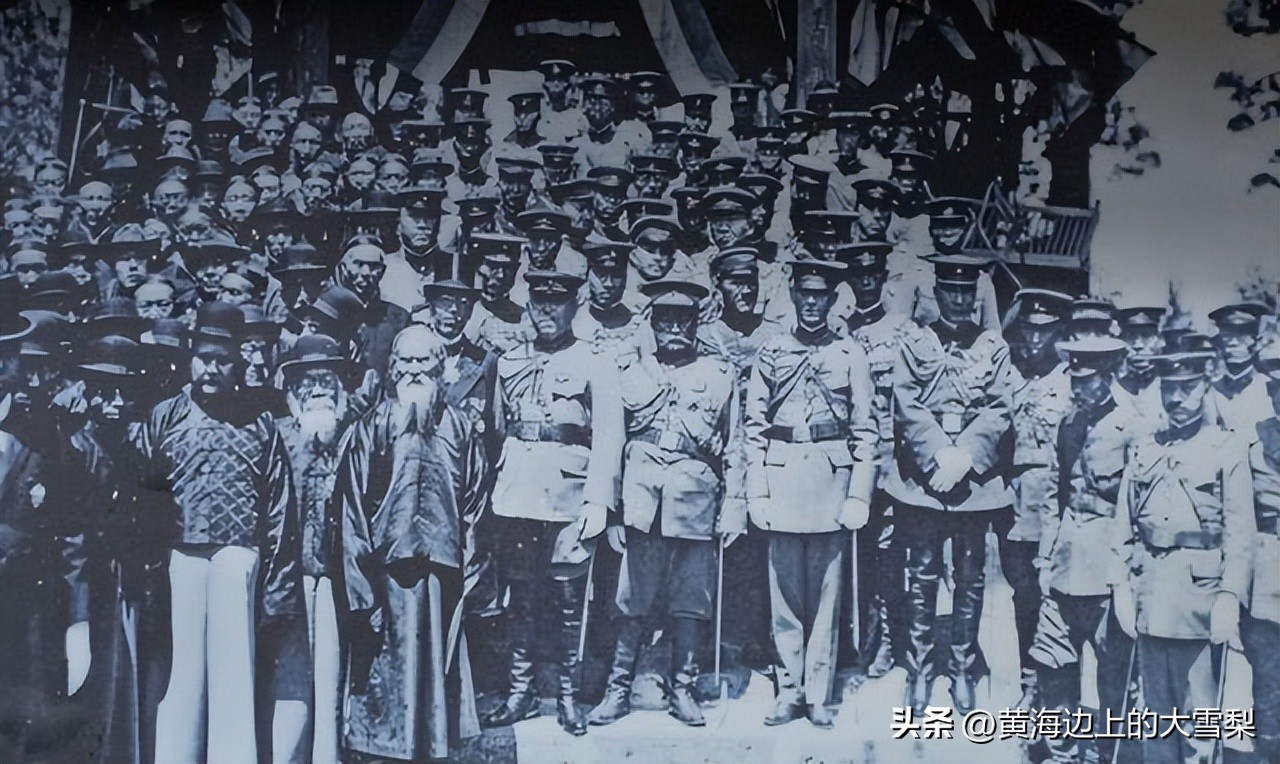 December 25, 1915 - National Defense Movement - iNEWS