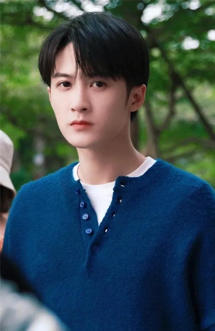 Tan Jianji This is the charm of 30+ men, love love - iNEWS