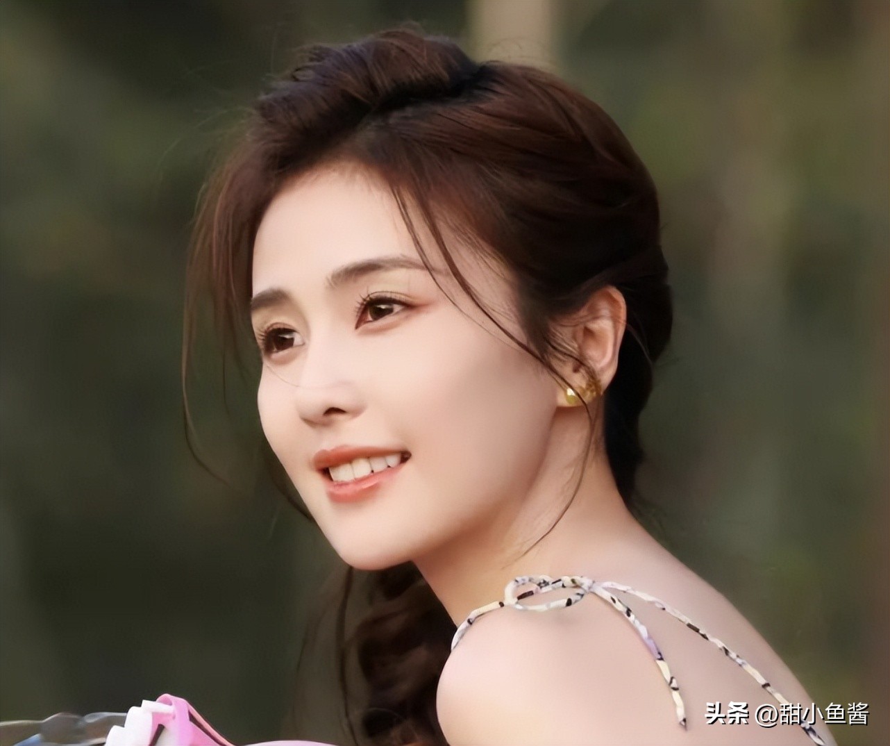 Bailu's new drama debut poster - iNEWS