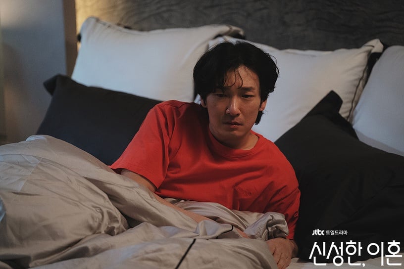 "Divorce Lawyer Shin Sung-han" is an actor with superb acting skills ...