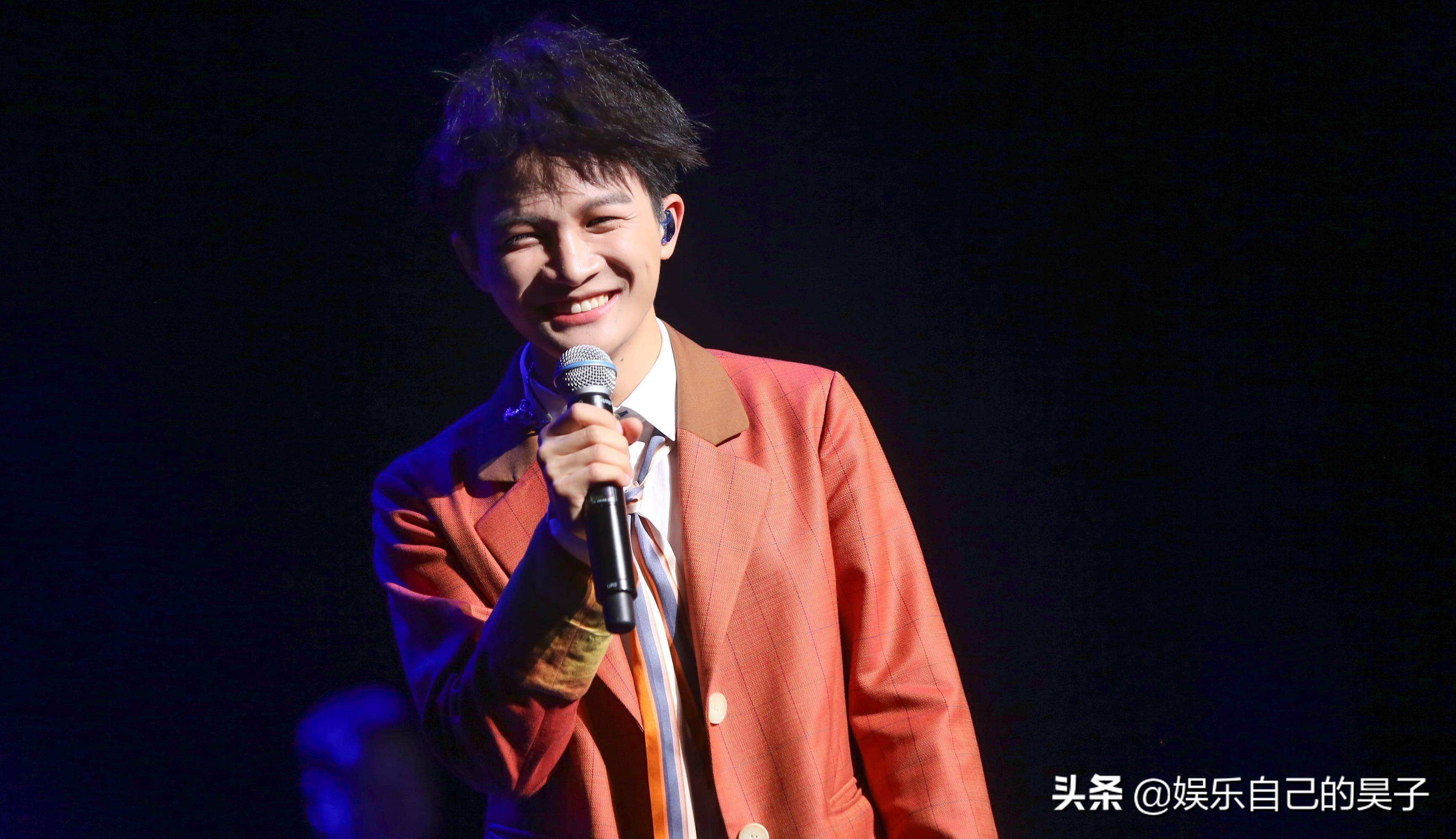 Li Qin and Lin Yun join the variety show "Witty Love 2", will you look ...