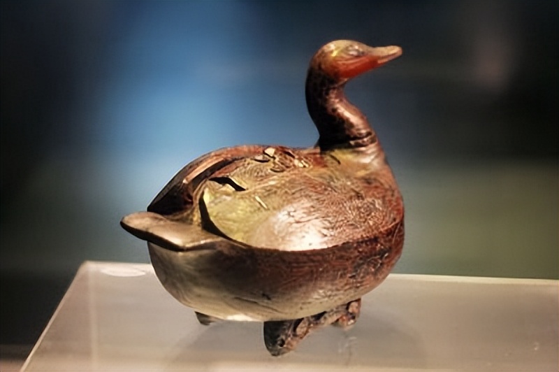 From Phoenix Bird Pattern to Cloud Pattern: The Evolution of Lacquer ...