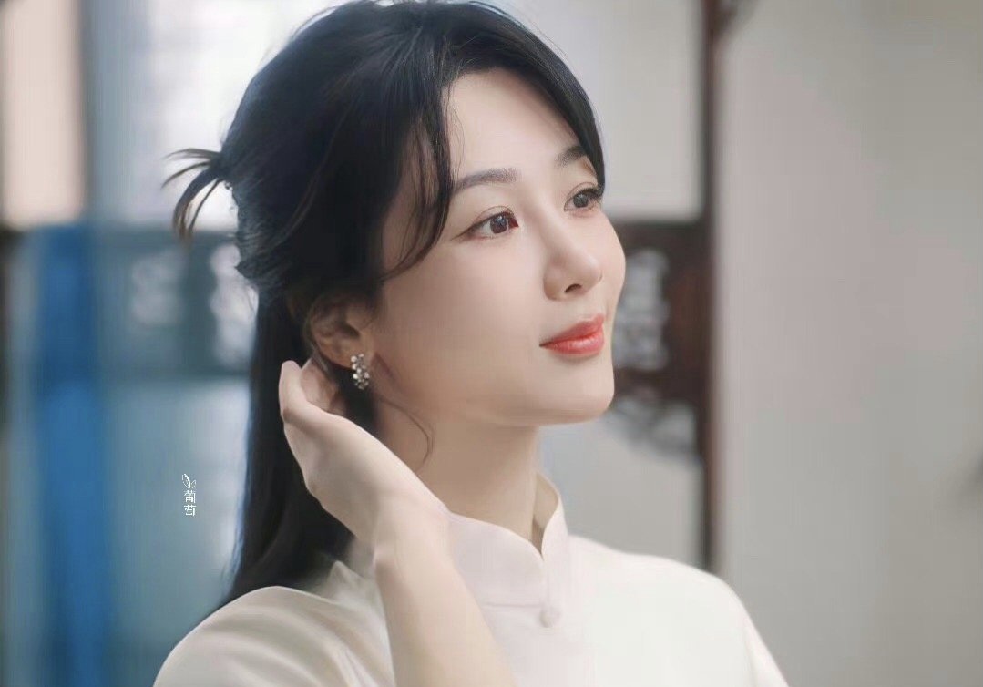 Yang Zi's "Cheng Huan Ji" has three matches with He Saifei and Niu ...