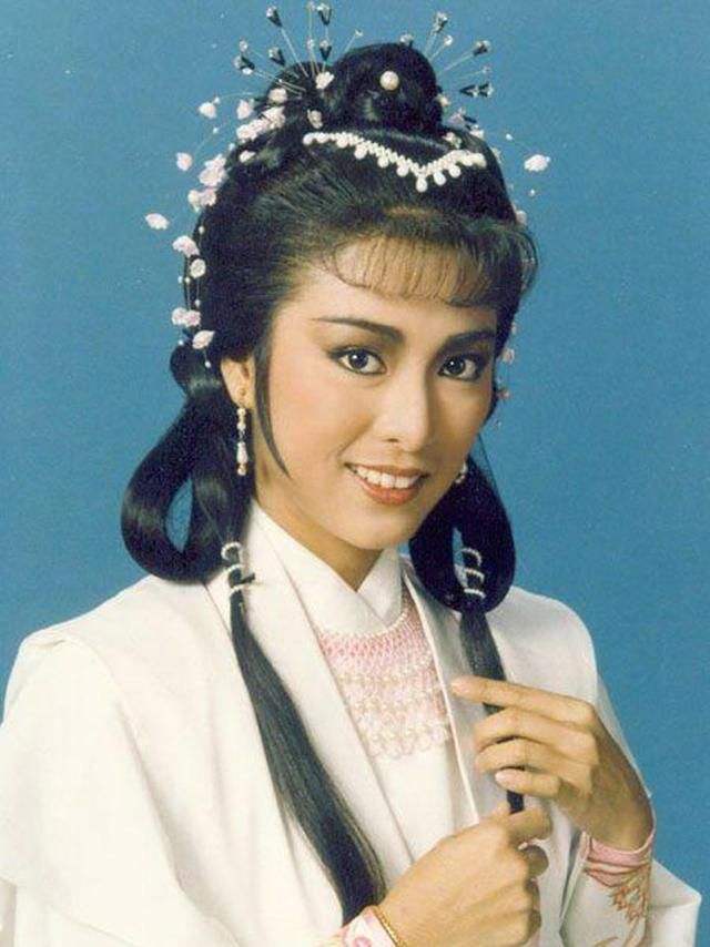 Playing "Huang Rong" became a hit - iNEWS