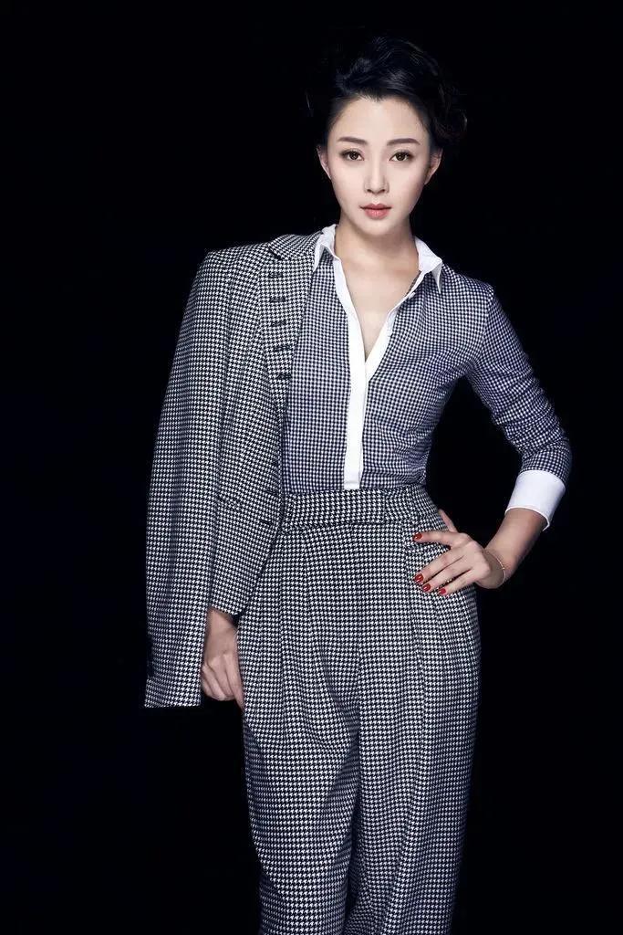 Yin Tao is here - iMedia