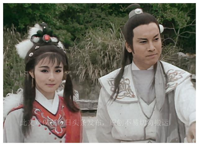 It's also a Yue Nv Sword. Why is Ah Qing invincible in martial arts, but Han Xiaoying can't beat ...