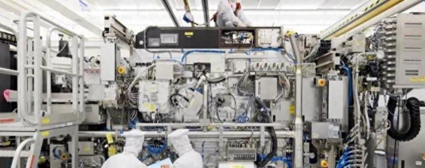 Is the photolithography machine becoming "scrap iron"? ASML officially ...