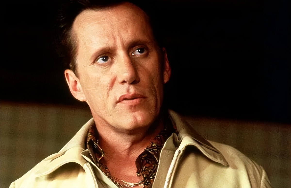 Leading actor Robert's acting skills are lifelike, and the character's ...