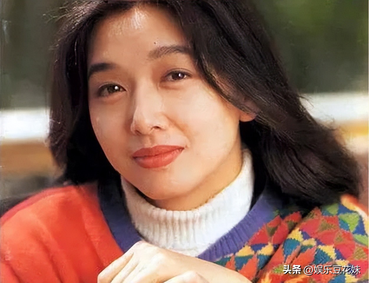 55-year-old Jiang Shan is beautiful and dignified, and is crazily ...