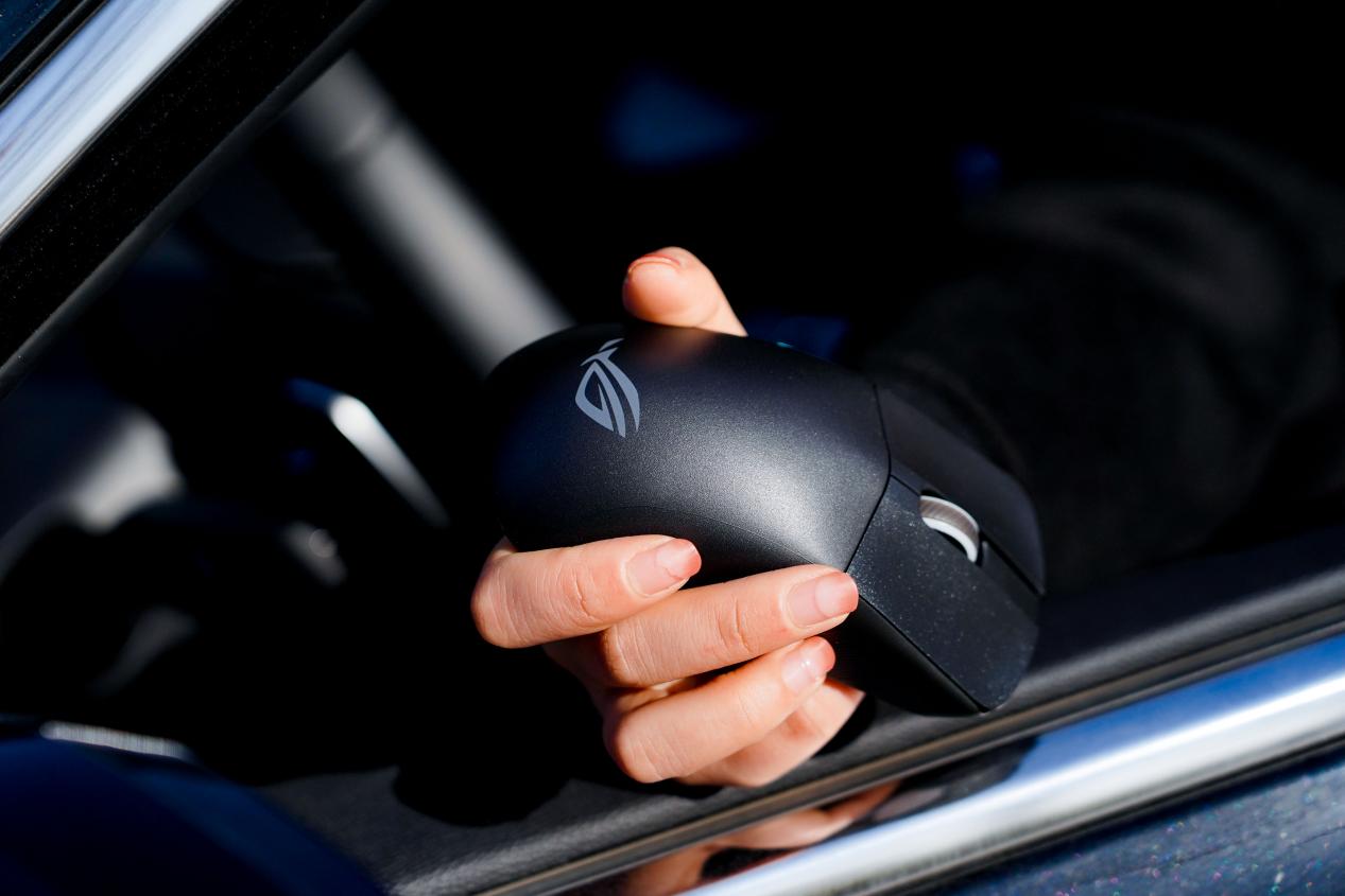 ROG Dragonscale ACE AimLab cooperation version, 52g as light as a ...