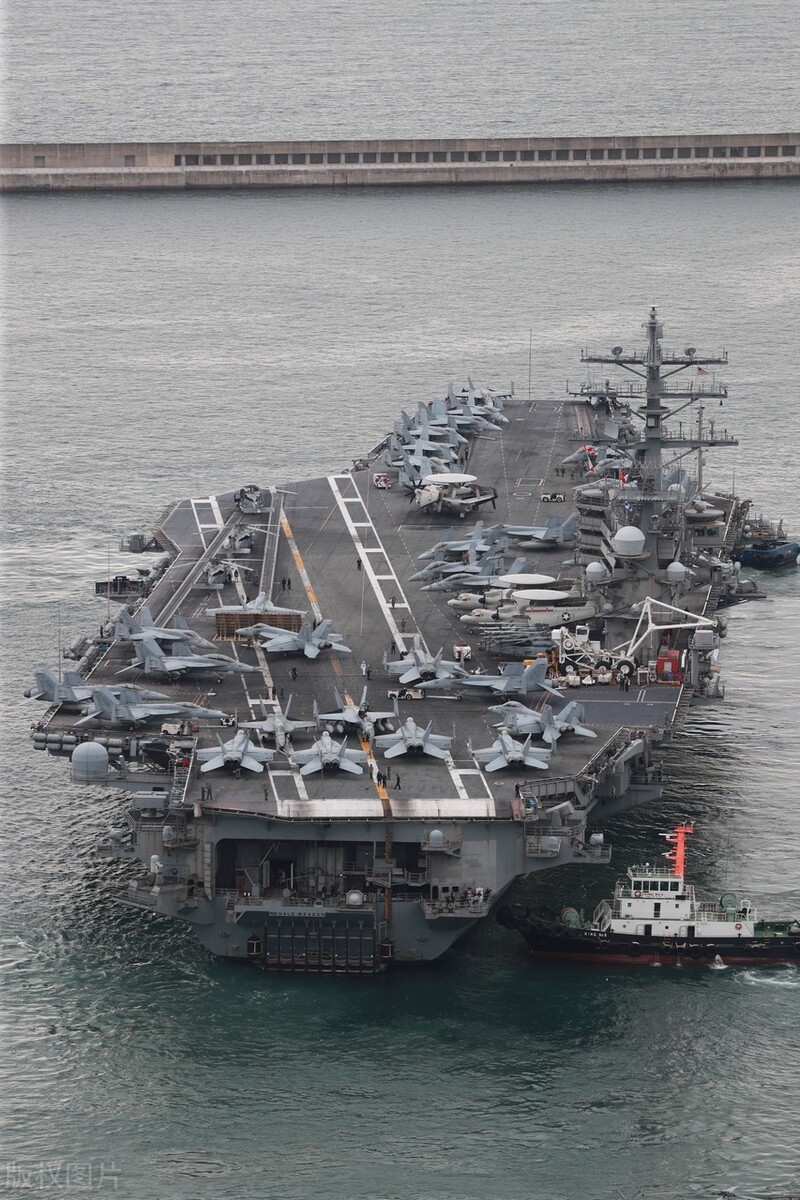 C-2 Greyhound Transport Aircraft: A Loyal Partner of the US Navy's ...