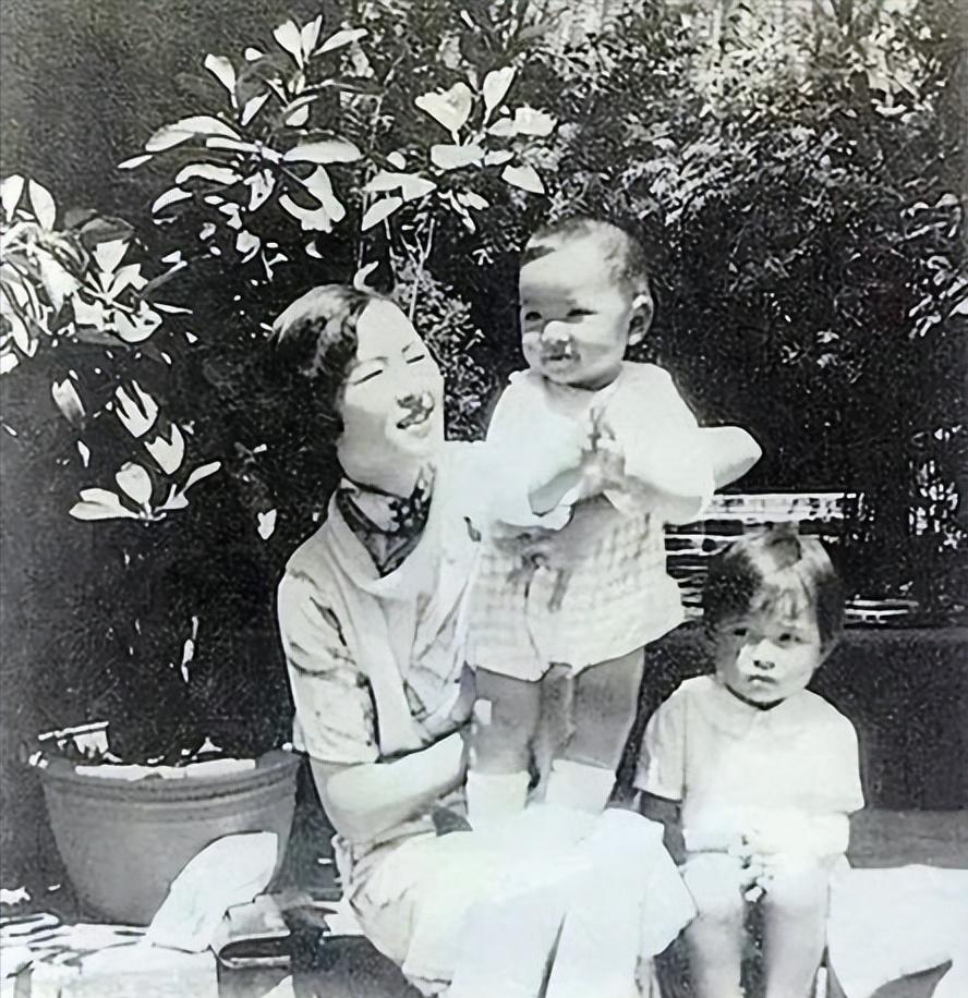 Liang Congjie recalled his mother Lin Huiyin: For me, my mother is a ...