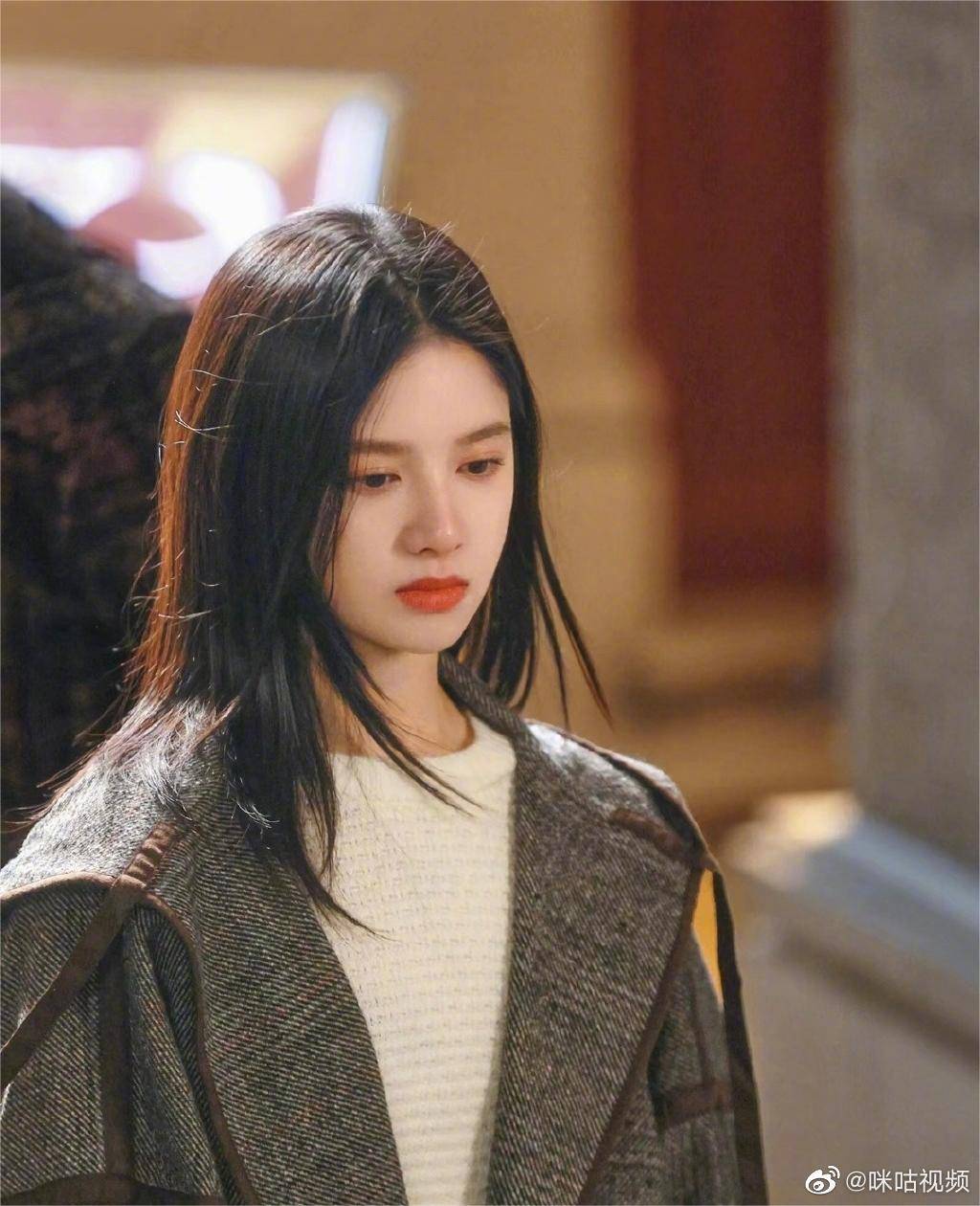 In 2023, four florets are expected to explode, Zhang Jingyi and Tian ...