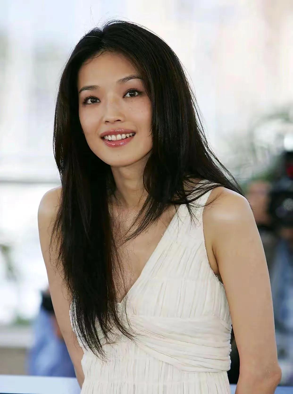 How to be as beautiful and charming as Shu Qi? - iNEWS