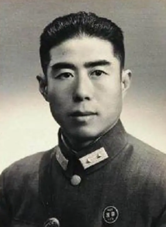 In 1950, shortly after Zhang Keming got married in Sichuan, he was ...