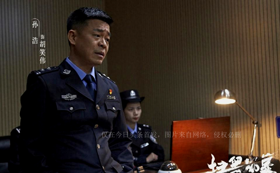 Sun Hao made his debut with "Storm". Not only did he receive praise for ...