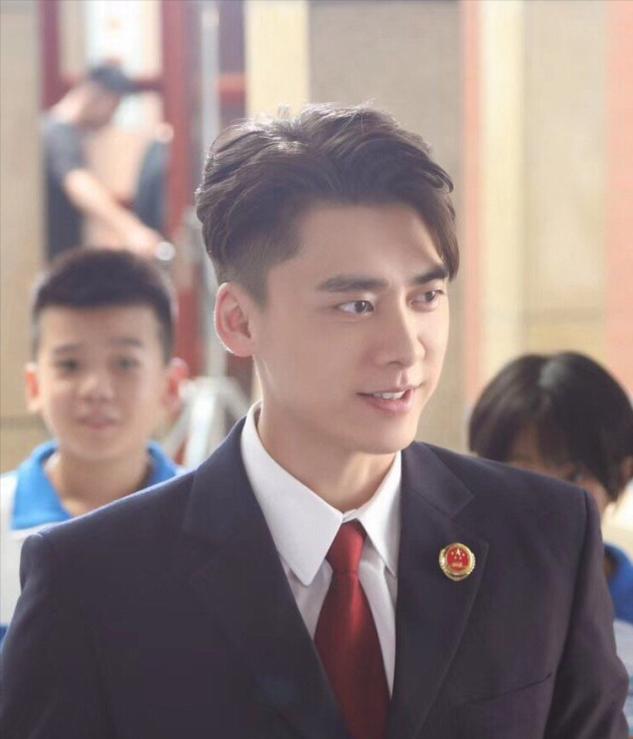 Li Yifeng collapsed the house, and the cooperative brand side acted ...