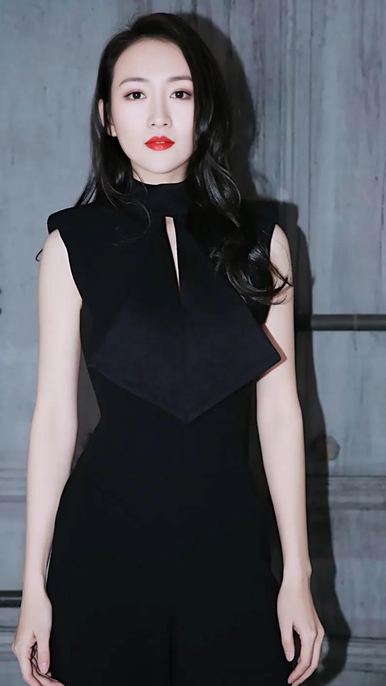 beautiful lady, wang ou - iNEWS