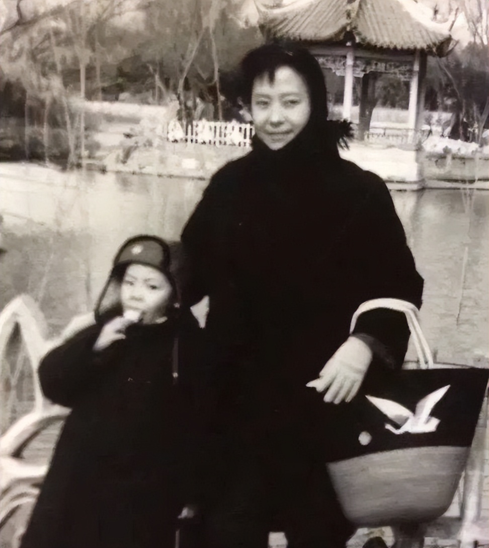 Actor Sun Sihan settled in the United States, and his grandparents and ...