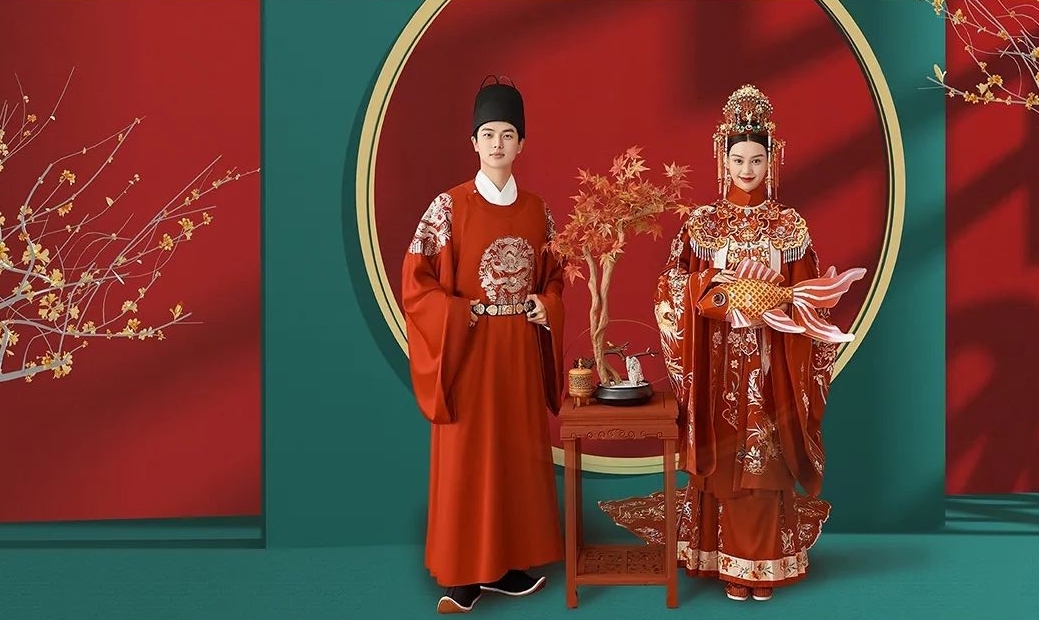 The phoenix coronet and Xiapei, which condenses the beauty of the ...