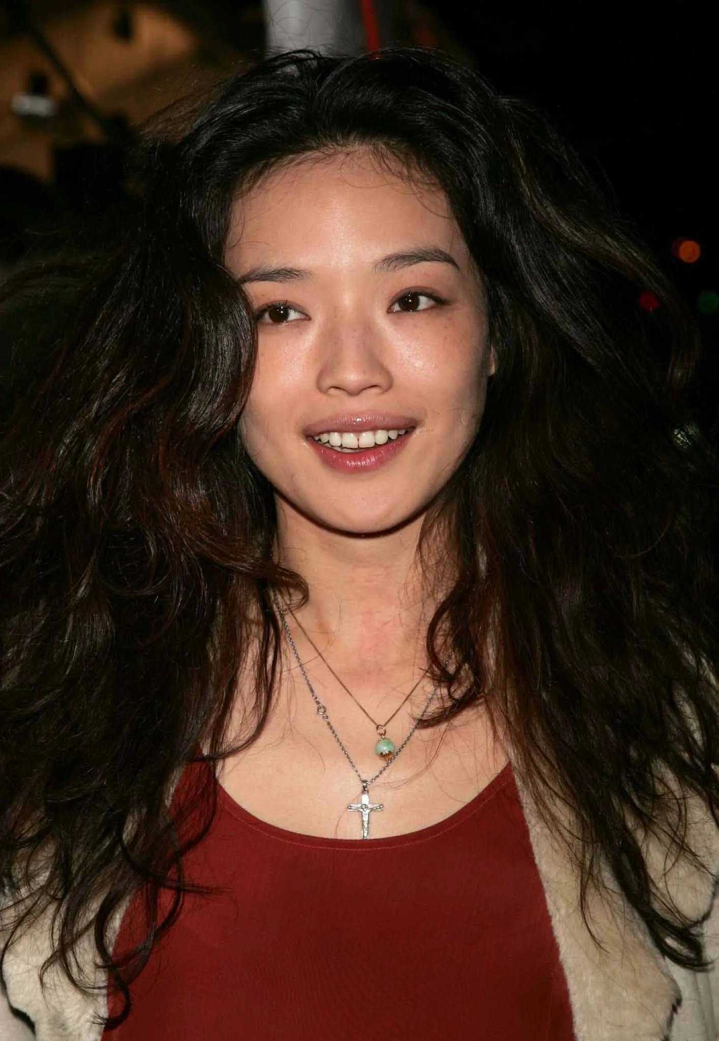 Shu Qi with a smiling face # - iMedia
