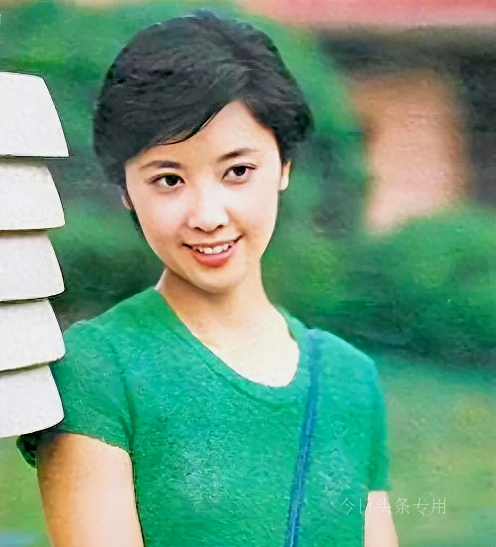 Zhu Lin: I married my first love husband and had no children for 43 ...