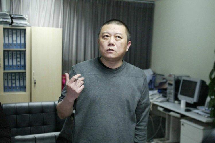 Wang Shuo, a boss in the Beijing circle, even Feng Xiaogang is also ...