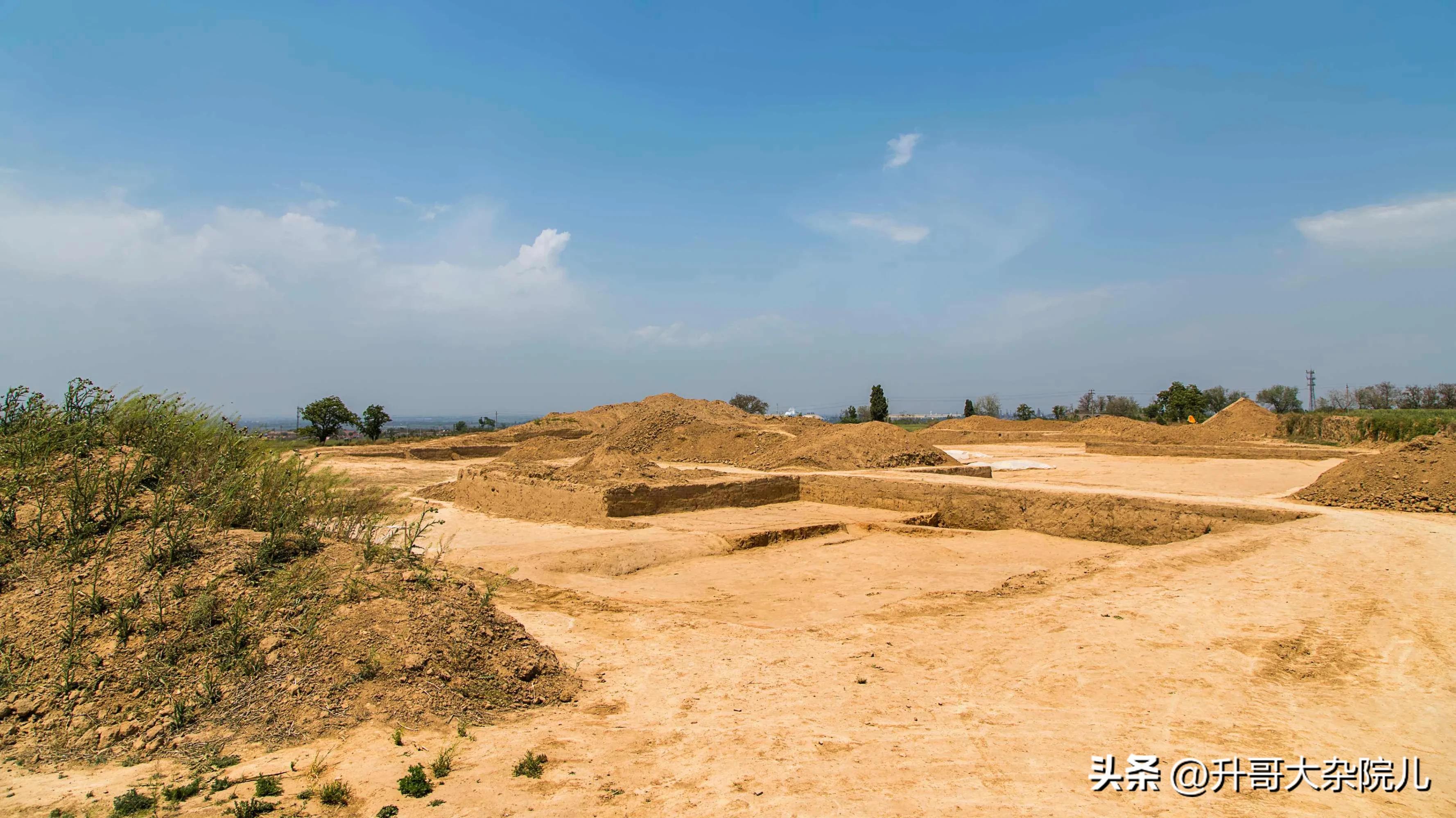 City and Wall (One Hundred and Thirty-two) Taosi Ruins - iNEWS