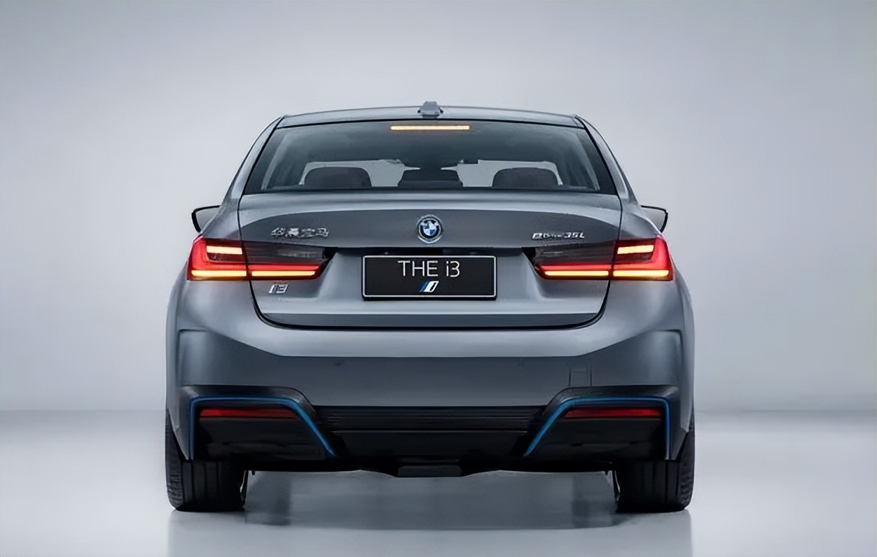 Another "king bomb" BMW i3, more beautiful than A4L, space is the ...