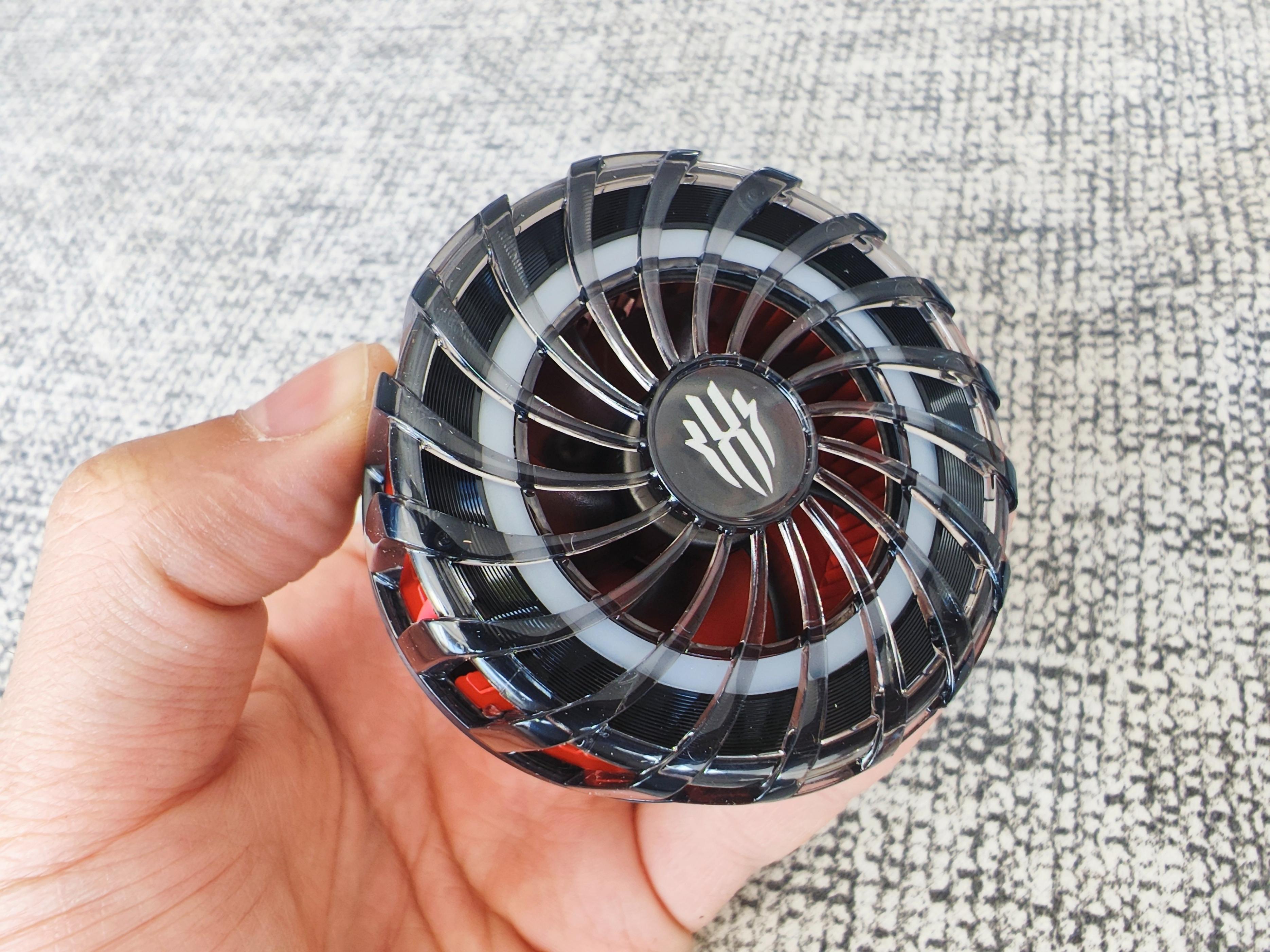 Fever drop? Why not try the Red Devils magnetic radiator 4Pro - iMedia