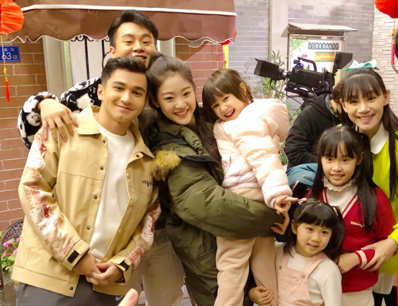 "Paul Kang" Xie En officially quit the film crew, and only Kang Tianxiu ...