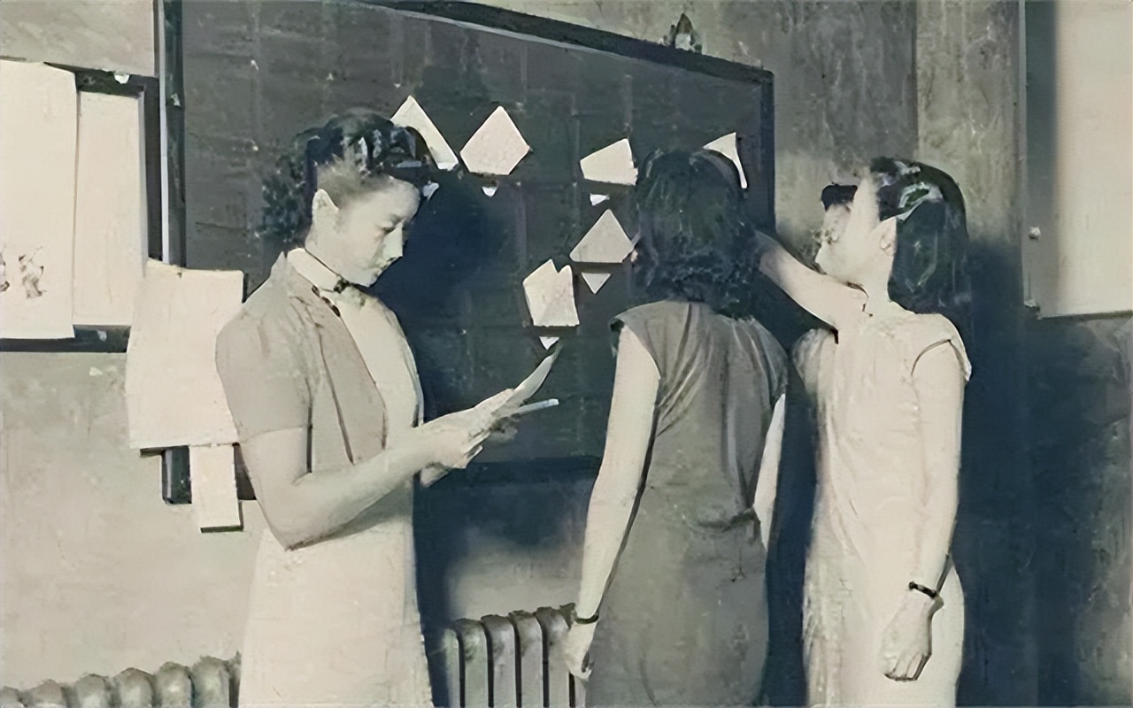 The last three military spies in the mainland left a group photo in ...