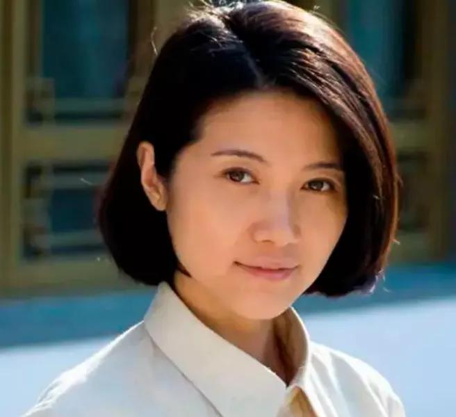 Yan Bingyan and Zhou Yiran know how important an actress's looks are: simple and delicate - iMedia