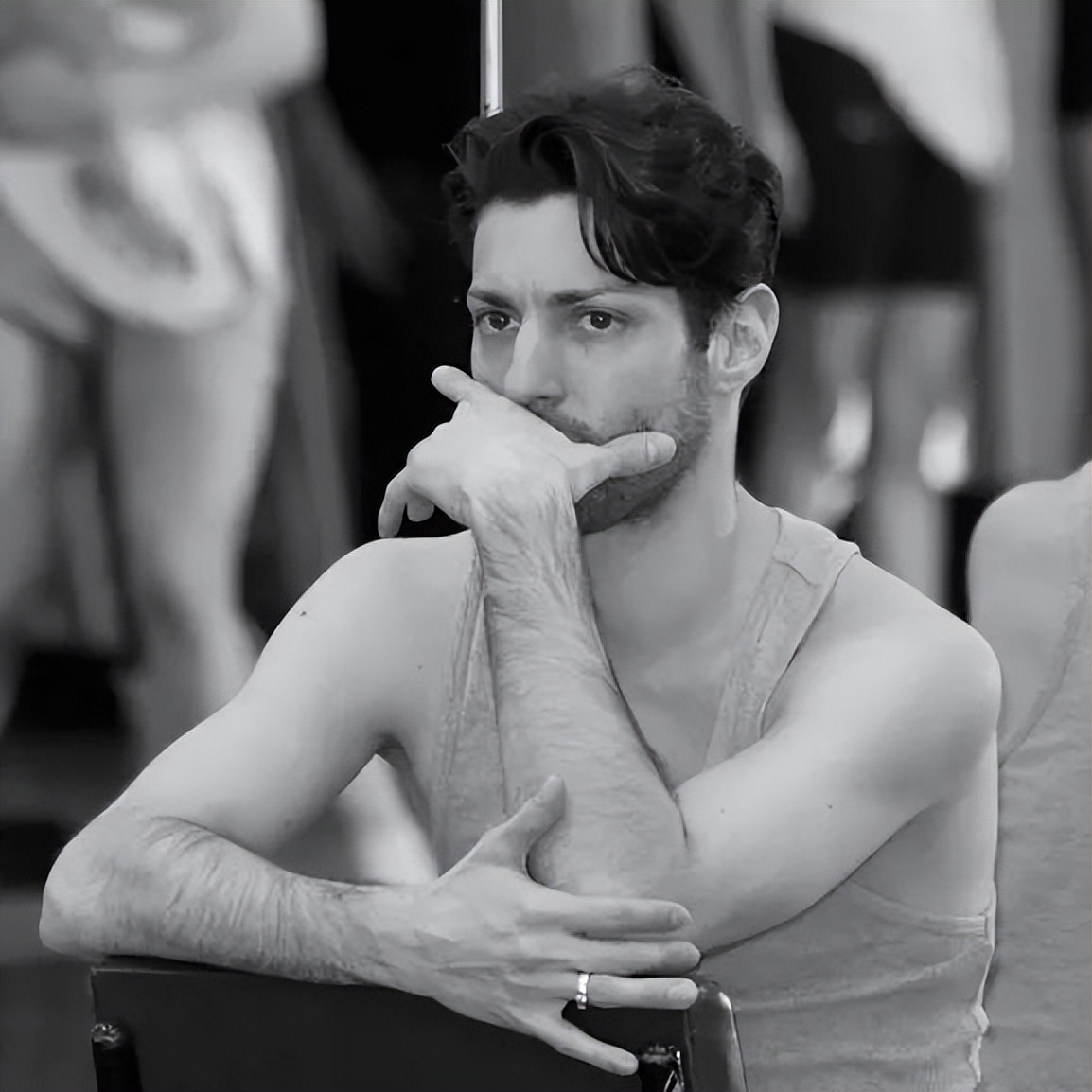 How does Russian Dmitry Timokhin show perfect freedom and coordination ...