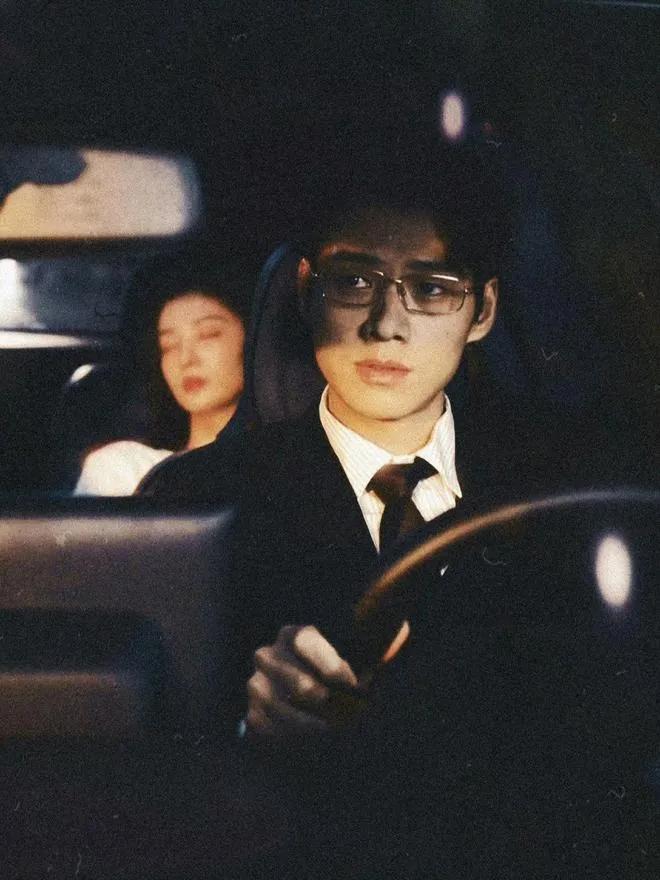 Going shopping with Yang Mi and falling in love with Qin Lan, Wei Daxun may not have thought ...