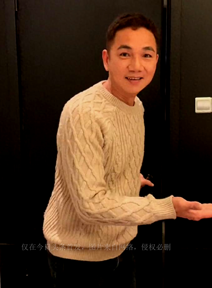 Chen Haomin and his wife had a feast with Luo Dahua, and the table was ...