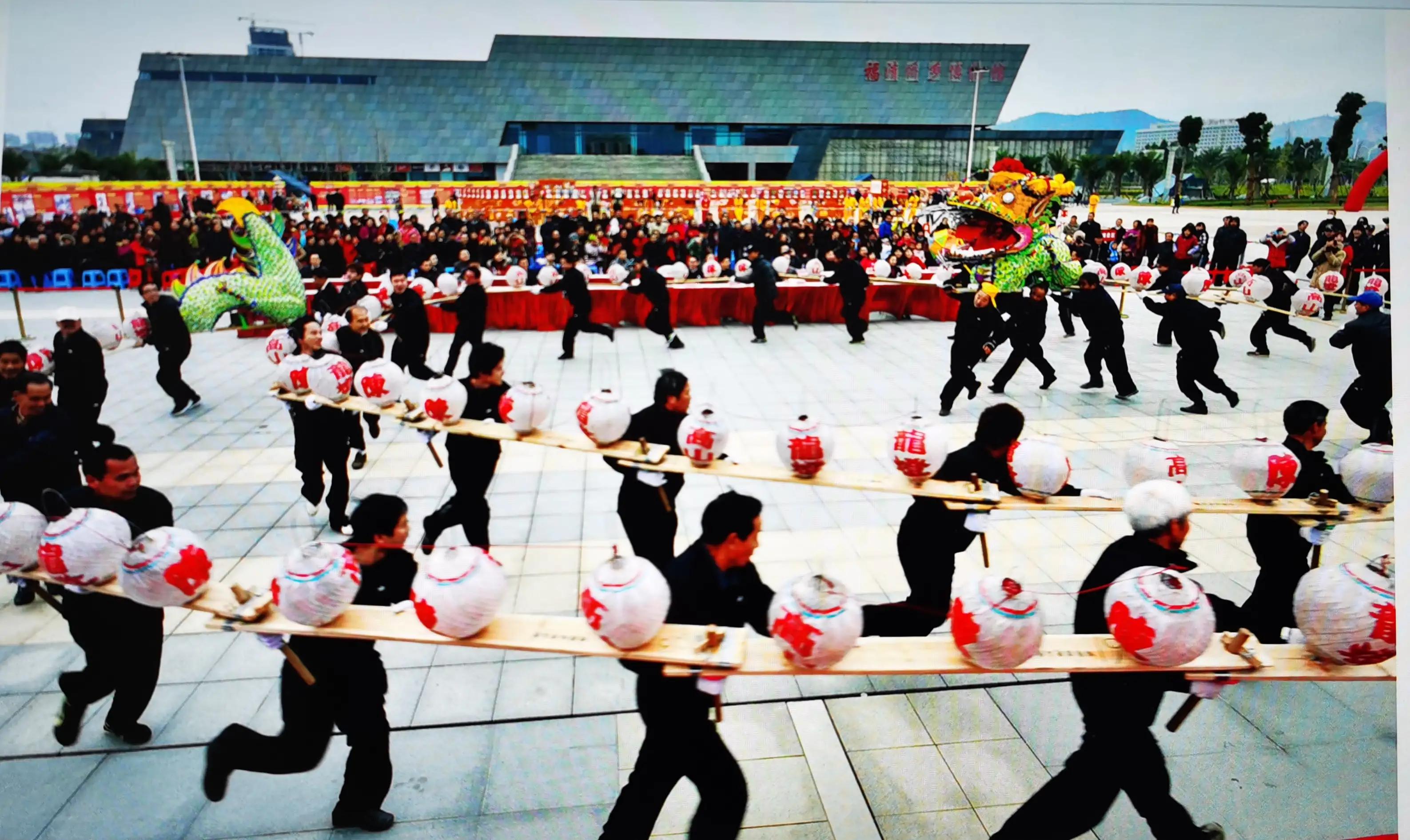 Seven dragons from one village, Yurong is the first: the memory of ...