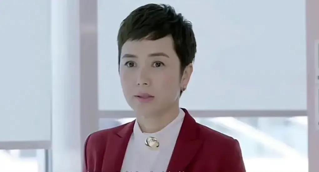 again? 56-year-old Jiang Wenli and 14-year-old Ming Dao played a sister ...