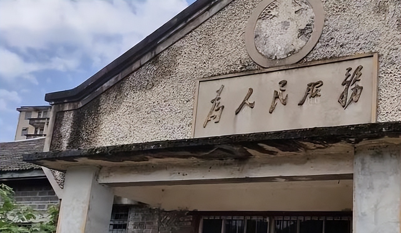 Factory 809 by the Xia Lao River - iNEWS