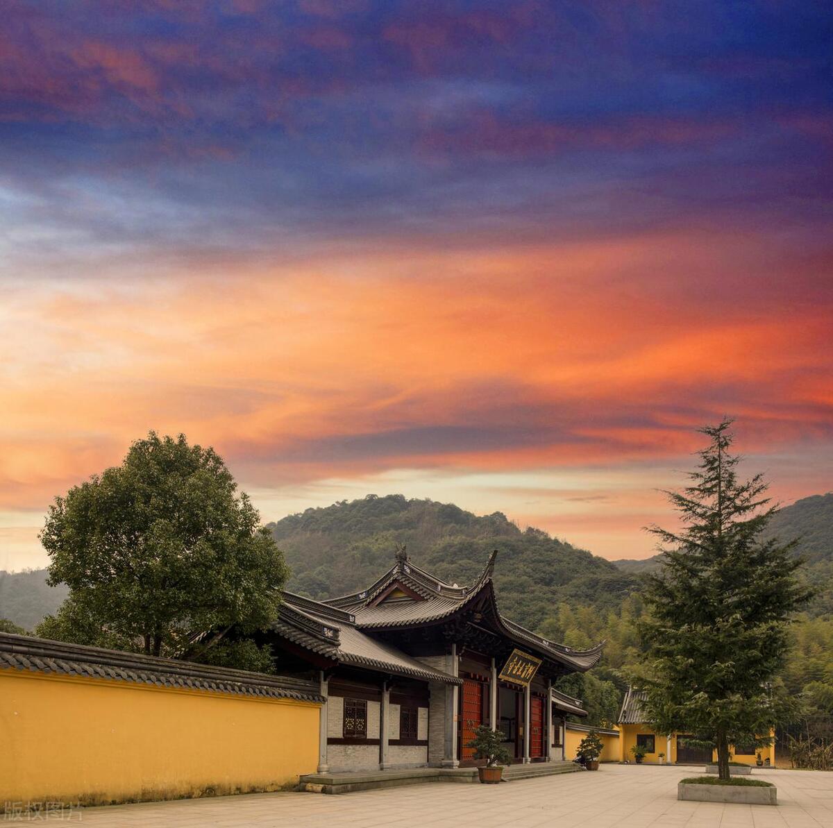 The Western Jin Dynasty established by Sima Yi's descendants quickly perished in a short period ...