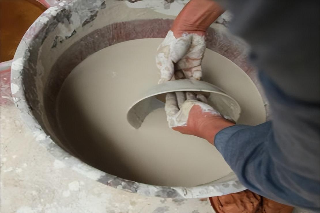 Pottery: Traditional Glazing Techniques and Evolution - iNEWS