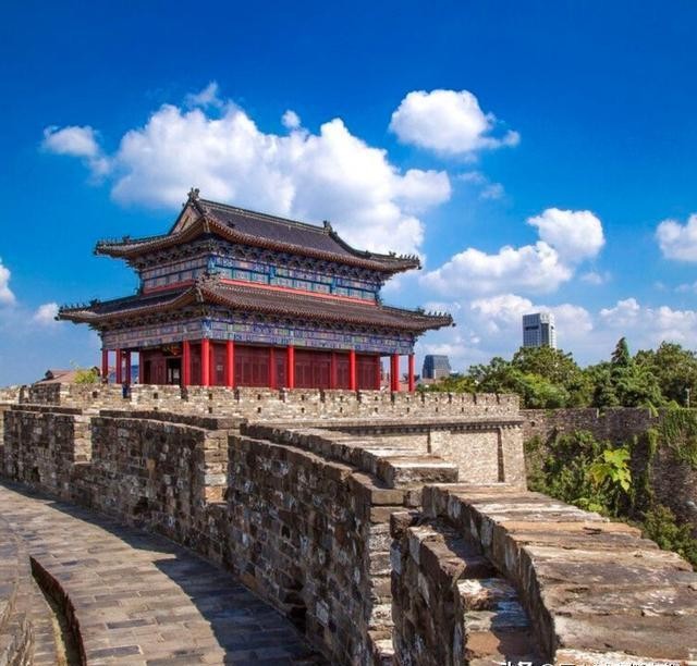 The two paths of good and evil: The more arrogant and powerful Yan Song ...