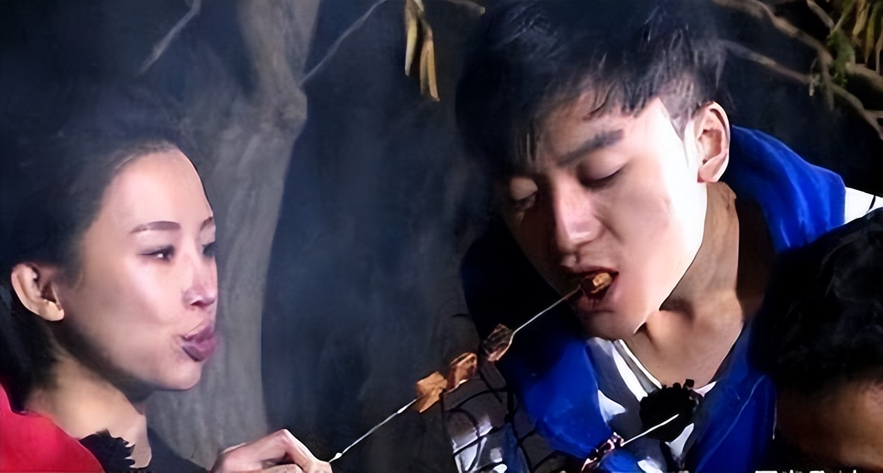 Pan Xiaoting is getting more and more beautiful, the legend is because of her little boyfriend ...