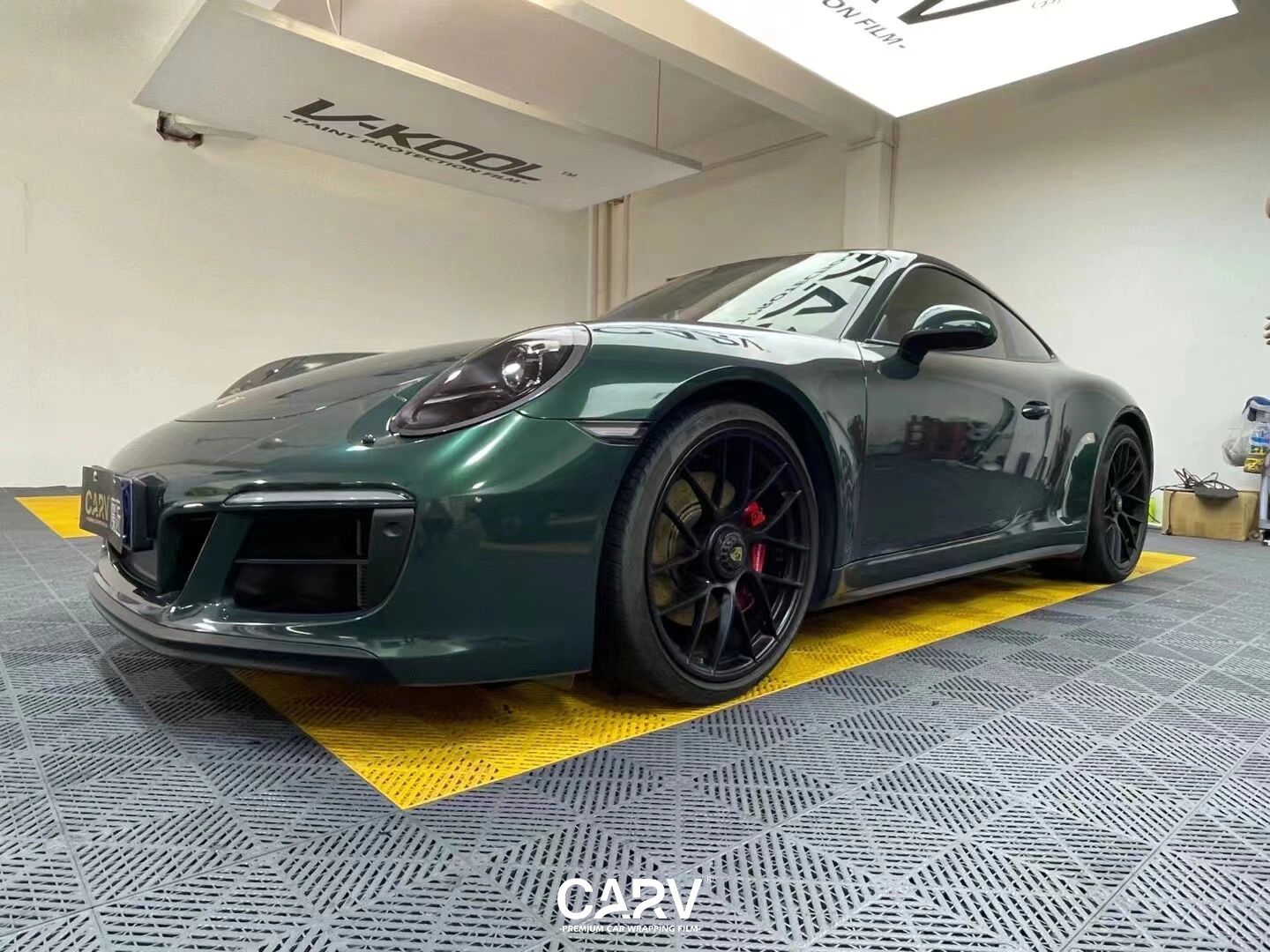 Porsche 911 Cafu Color Change Film Platinum Gotland Green, hardcore ...